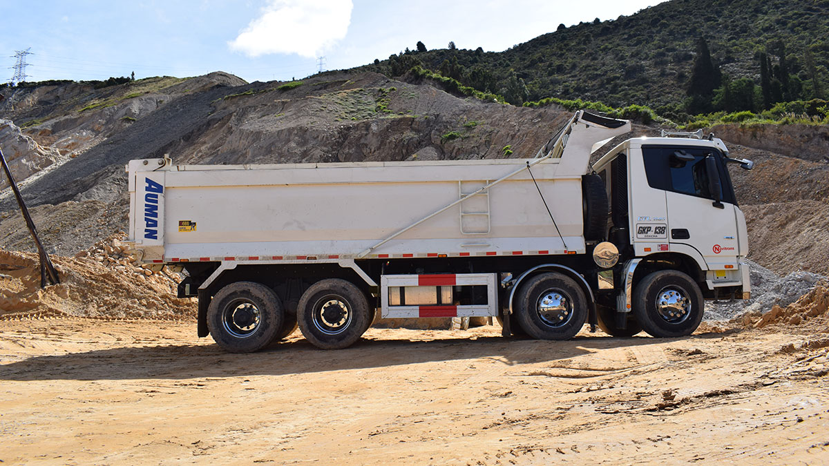 Volqueta 4 Manos - • Navitrans